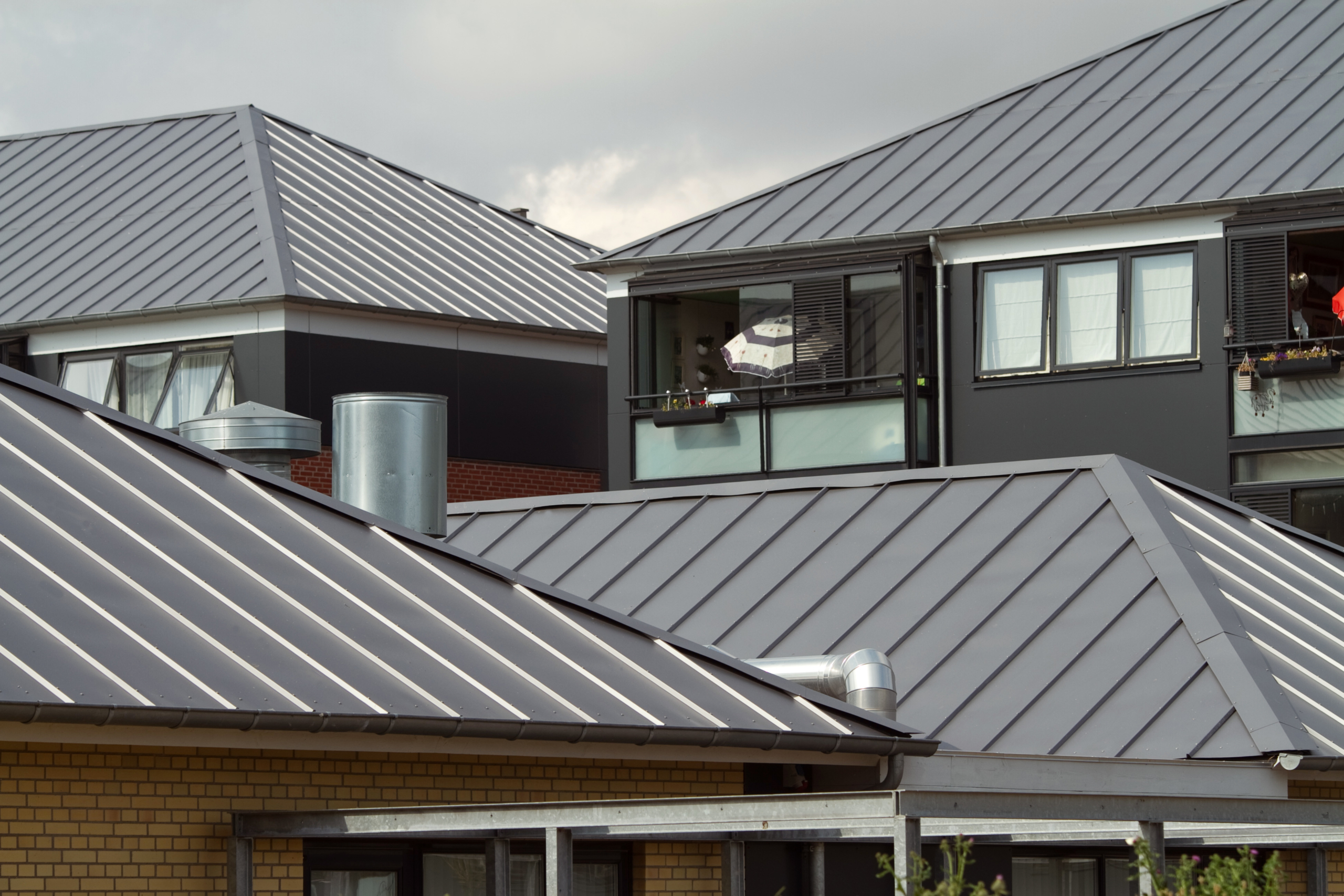 Plannja Modern takplåt - Hemleverans med Plåtgrossisten.se